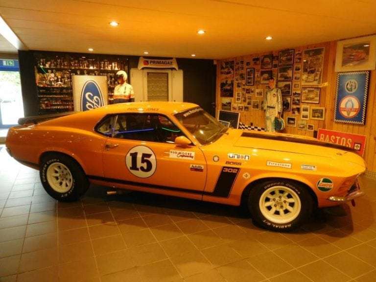 Home - The Mustang Garage